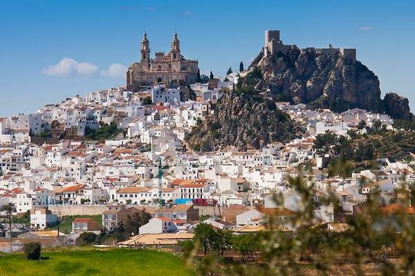 OLVERA Y ZAHARA DE LA SIERRA | 11 MAYO 2025 - Erasmus Family Yeah Cádiz